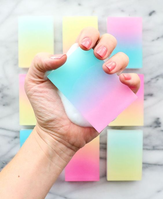 Creating Colorful Soaps: Using Natural Colors for Soap-Making – Essencetics